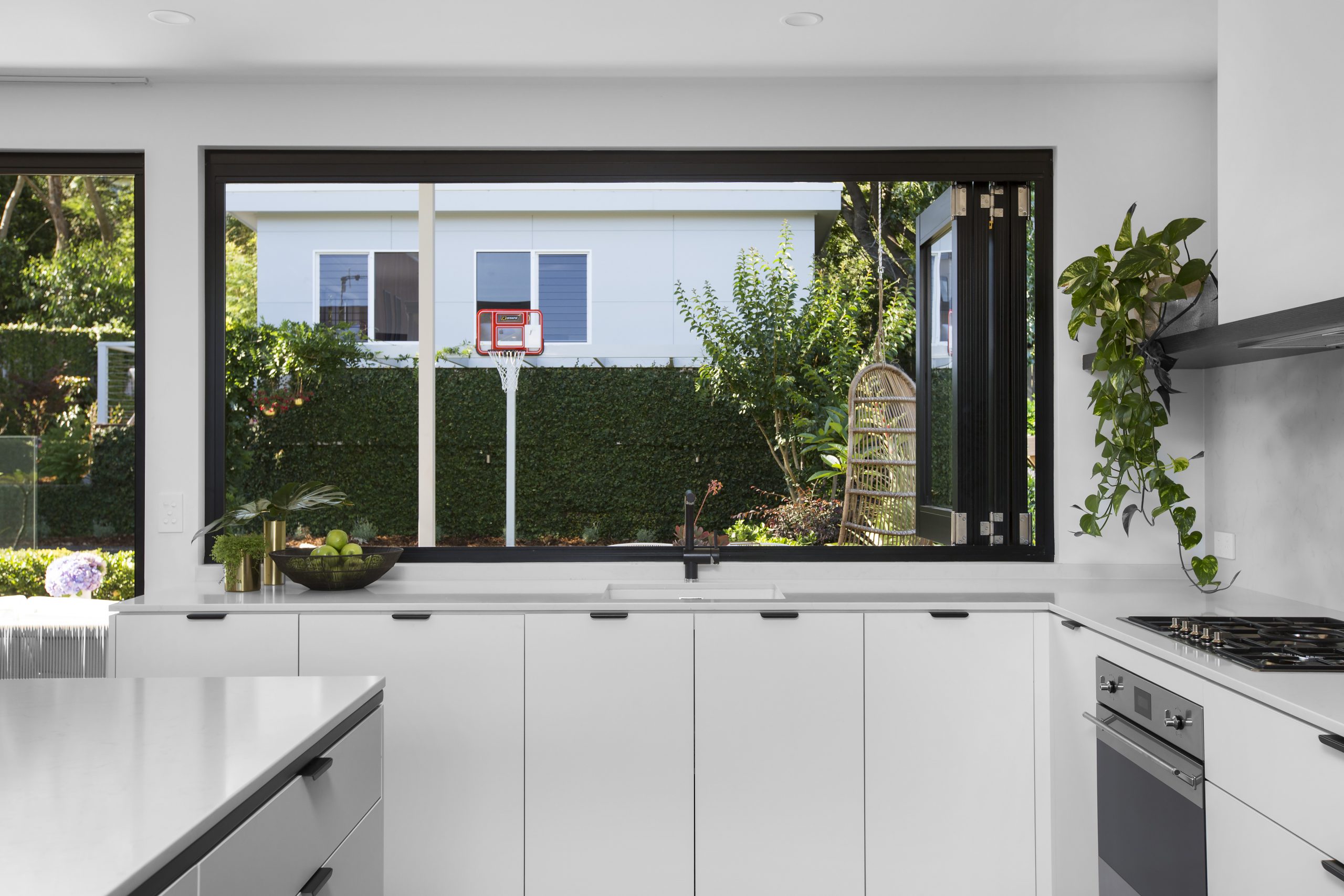 Residential Bifold Window | Series 546 | Hanlon Windows