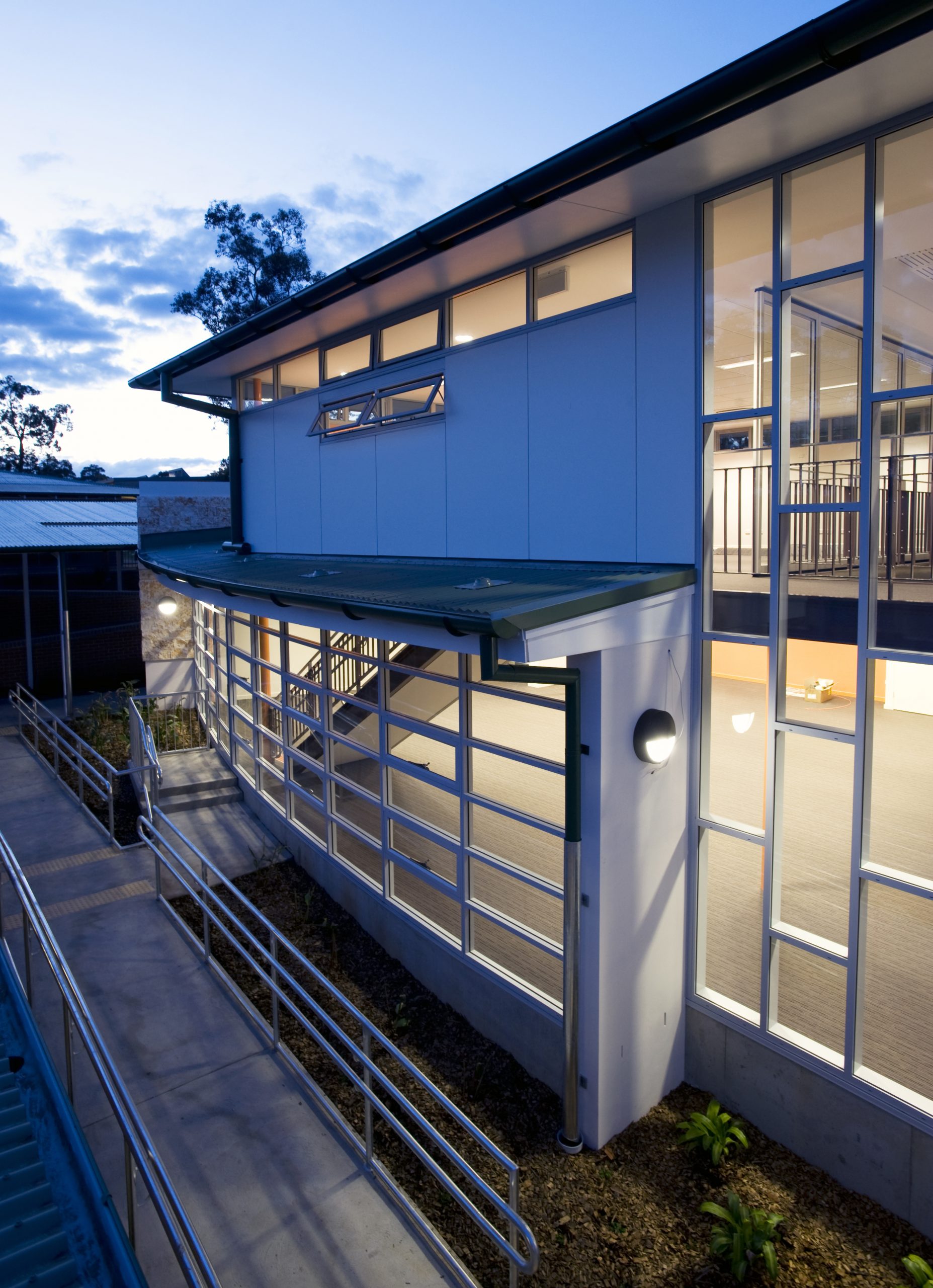 Single Front Glazed Framing | Series 406 | Hanlon Windows