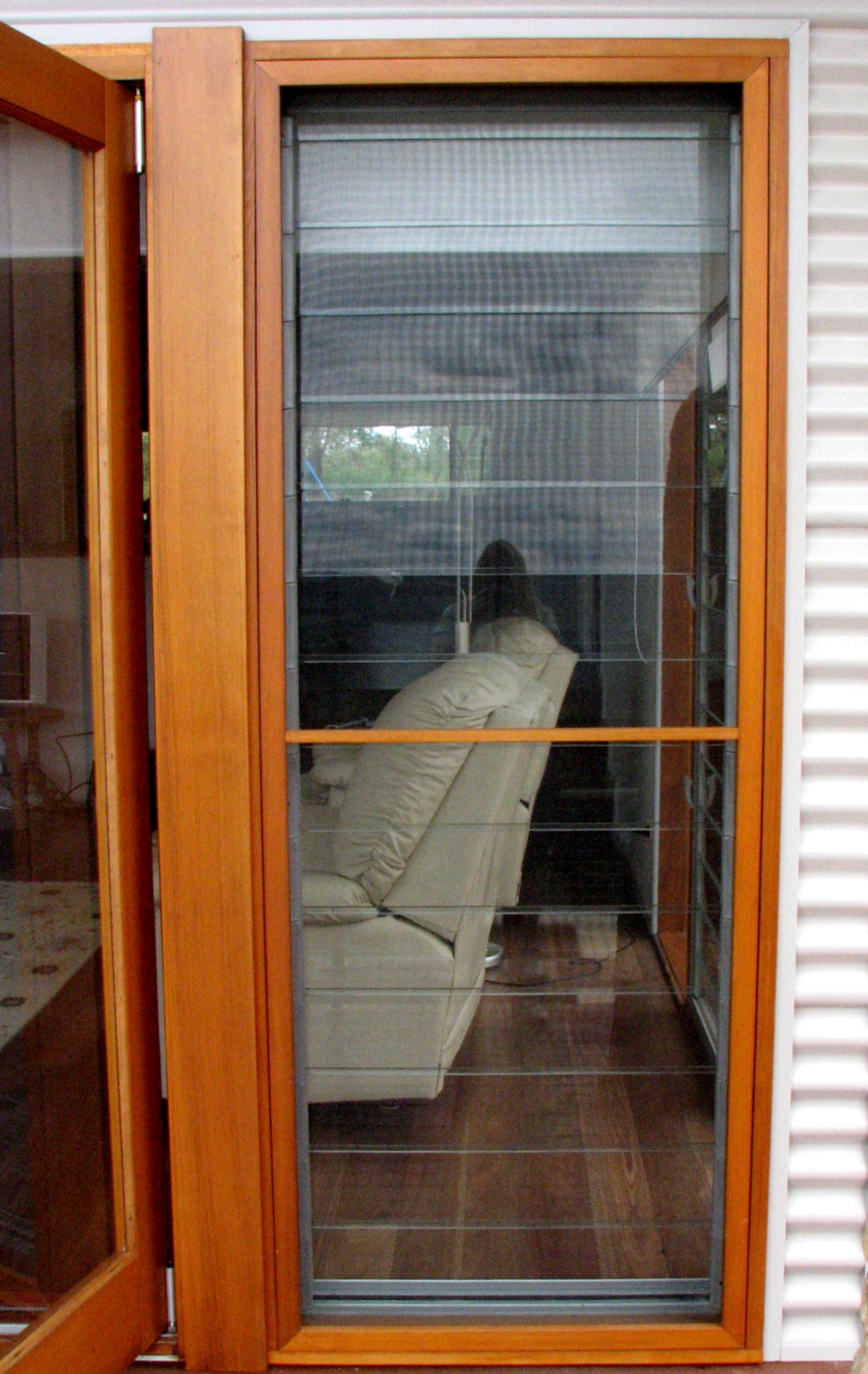 Cedar Louvre Window | Hanlon Windows