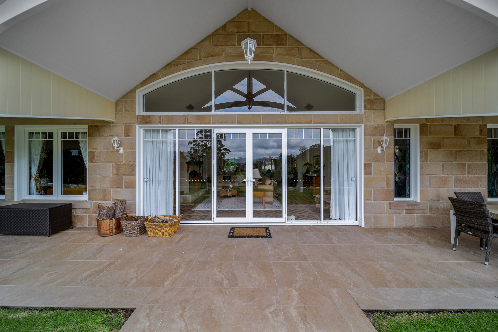 Country Charm | Hanlon Windows